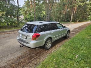 Grey Subaru Outback 2006 in Kaunas, with an engine capacity of 2.50 L and mileage of 230 thousand km for 2650 €, photo 9 on AUTOMOTO.COM.LV