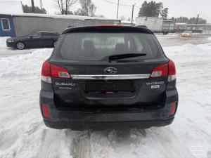 Pelēks Subaru Outback 2010 Viļņa, ar dzinēja tilpumu 2.00 L un nobraukumu 188 tūkst. km par 3950 €, foto 5 vietnē AUTOMOTO.COM.LV