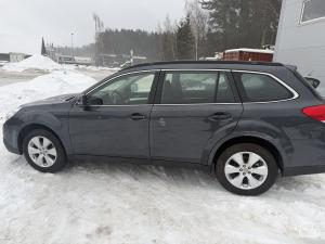 Pelēks Subaru Outback 2010 Viļņa, ar dzinēja tilpumu 2.00 L un nobraukumu 188 tūkst. km par 3950 €, foto 7 vietnē AUTOMOTO.COM.LV