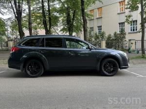 Pelēks Subaru Outback 2010 Rīga, ar dzinēja tilpumu 2.00 L un nobraukumu 283 tūkst. km par 4750 €, foto 7 vietnē AUTOMOTO.COM.LV