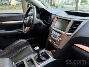 Pelēks Subaru Outback 2010 Rīga, ar dzinēja tilpumu 2.00 L un nobraukumu 283 tūkst. km par 4750 €, foto 10 vietnē AUTOMOTO.COM.LV