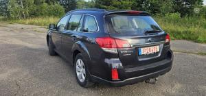 Grey Subaru Outback 2010 in Utena, with an engine capacity of 2.50 L and mileage of 270 thousand km for 7950 €, photo 8 on AUTOMOTO.COM.LV