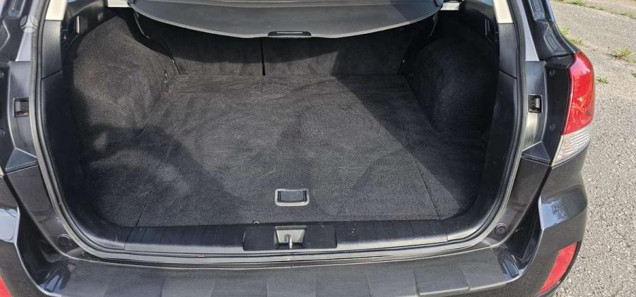 Grey Subaru Outback 2010 in Utena, with an engine capacity of 2.50 L and mileage of 270 thousand km for 7950 €, photo 15 on AUTOMOTO.COM.LV
