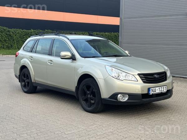 Субару Аутбек 2010 в Рига на AUTOMOTO.COM.LV Серый Субару Аутбек 2010 в Рига, объемом двигателя 2.50 л и пробегом 352 тыс. км за 3200 €, фото 3 на AUTOMOTO.COM.LV