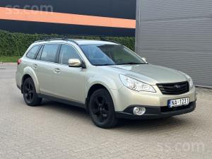 Grey Subaru Outback 2010 in Riga, with an engine capacity of 2.50 L and mileage of 352 thousand km for 3200 €, photo 3 on AUTOMOTO.COM.LV