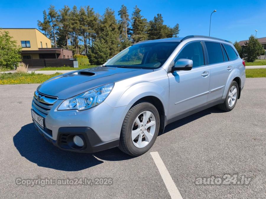 Pelēks Subaru Outback 2013 Tallina, ar dzinēja tilpumu 2.00 L un nobraukumu 260 tūkst. km par 4999 €, foto 1 vietnē AUTOMOTO.COM.LV
