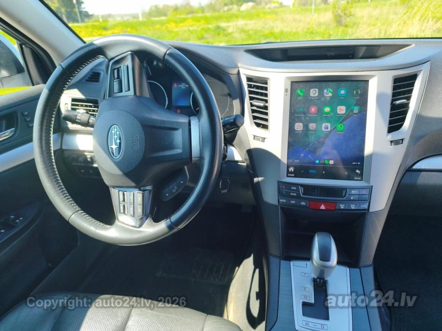 Pelēks Subaru Outback 2013 Tallina, ar dzinēja tilpumu 2.00 L un nobraukumu 260 tūkst. km par 4999 €, foto 7 vietnē AUTOMOTO.COM.LV