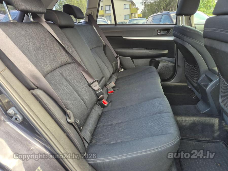 Pelēks Subaru Outback 2013 Tartu, ar dzinēja tilpumu 2.50 L un nobraukumu 170 tūkst. km par 6990 €, foto 16 vietnē AUTOMOTO.COM.LV