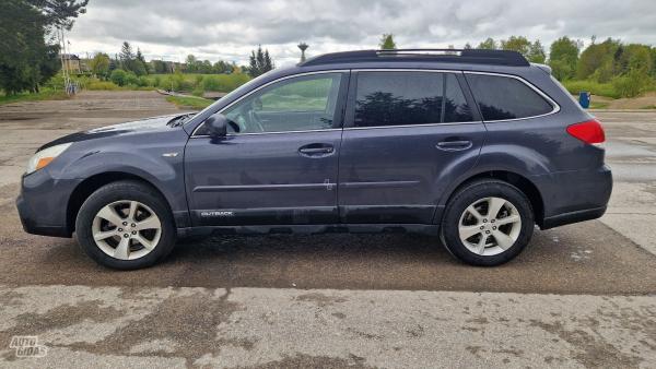 Grey Subaru Outback 2013 in Pakruojis, with an engine capacity of 2.50 L and mileage of 299 thousand km for 6500 €, photo 1 on AUTOMOTO.COM.LV