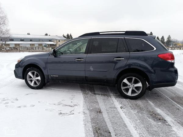 Grey Subaru Outback 2014 in Siauliai, with an engine capacity of 2.50 L and mileage of 260 thousand km for 9650 €, photo 5 on AUTOMOTO.COM.LV