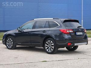 Grey Subaru Outback 2017 in Riga, with an engine capacity of 2.00 L and mileage of 166 thousand km for 13500 €, photo 9 on AUTOMOTO.COM.LV