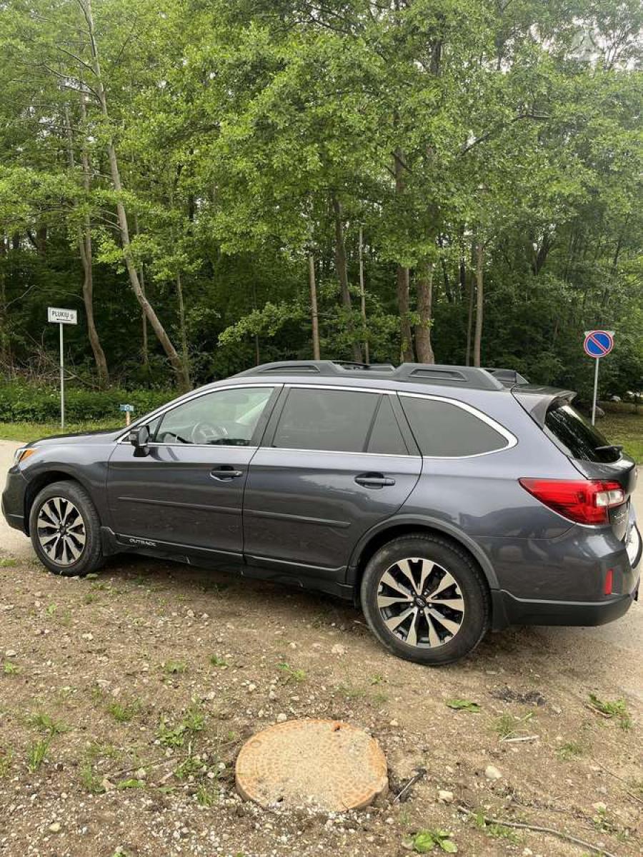 Grey Subaru Outback 2017 in Kretinga, with an engine capacity of 3.60 L and mileage of 216 thousand km for 9500 €, photo 6 on AUTOMOTO.COM.LV