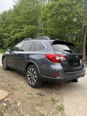 Grey Subaru Outback 2017 in Ukmerge, with an engine capacity of 3.60 L and mileage of 215 thousand km for 9400 €, photo 5 on AUTOMOTO.COM.LV