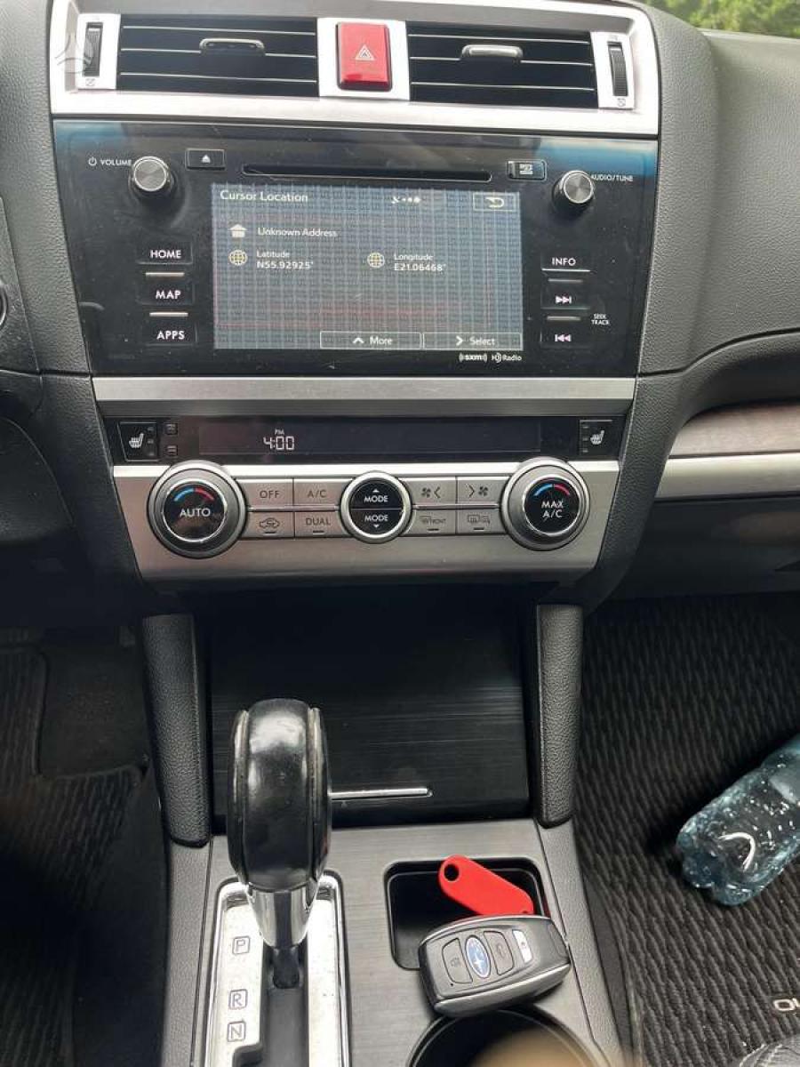 Grey Subaru Outback 2017 in Ukmerge, with an engine capacity of 3.60 L and mileage of 215 thousand km for 9400 €, photo 15 on AUTOMOTO.COM.LV