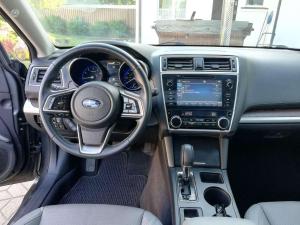 Grey Subaru Outback 2018 in Kaunas, with an engine capacity of 2.50 L and mileage of 140 thousand km for 14800 €, photo 11 on AUTOMOTO.COM.LV