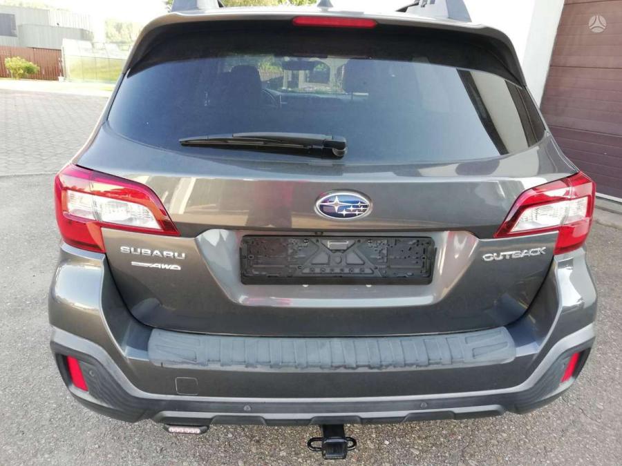 Grey Subaru Outback 2018 in Kaunas, with an engine capacity of 2.50 L and mileage of 140 thousand km for 14800 €, photo 22 on AUTOMOTO.COM.LV