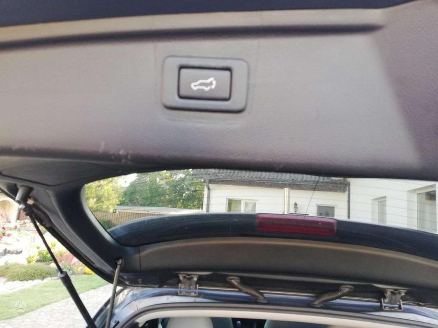 Grey Subaru Outback 2018 in Kaunas, with an engine capacity of 2.50 L and mileage of 140 thousand km for 14800 €, photo 24 on AUTOMOTO.COM.LV
