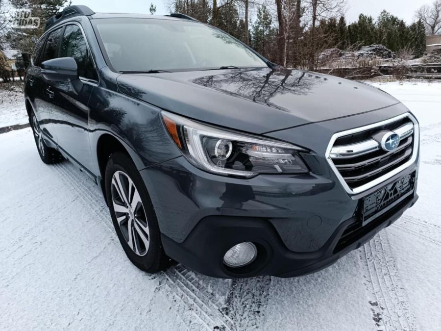 Grey Subaru Outback 2019 in Siauliai, with an engine capacity of 2.50 L and mileage of 103 thousand km for 18750 €, photo 1 on AUTOMOTO.COM.LV