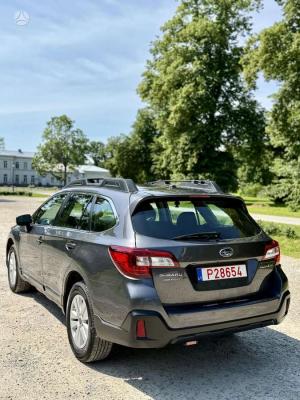 Grey Subaru Outback 2019 in Birzai, with an engine capacity of 2.50 L and mileage of 149 thousand km for 13900 €, photo 5 on AUTOMOTO.COM.LV