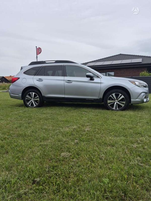 Grey Subaru Outback 2019 in Klaipeda, with an engine capacity of 2.50 L and mileage of 174 thousand km for 15800 €, photo 4 on AUTOMOTO.COM.LV