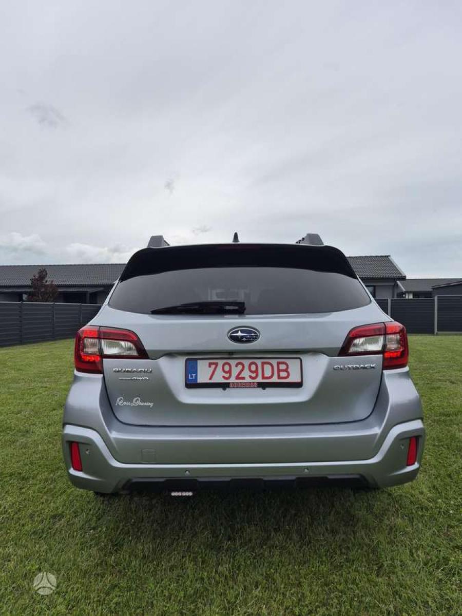 Grey Subaru Outback 2019 in Klaipeda, with an engine capacity of 2.50 L and mileage of 174 thousand km for 15800 €, photo 7 on AUTOMOTO.COM.LV