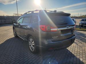 Grey Subaru Outback 2020 in Siauliai, with an engine capacity of 2.40 L and mileage of 176 thousand km for 19500 €, photo 4 on AUTOMOTO.COM.LV