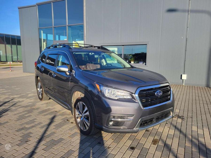 Grey Subaru Outback 2020 in Siauliai, with an engine capacity of 2.40 L and mileage of 176 thousand km for 19500 €, photo 5 on AUTOMOTO.COM.LV