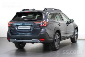 Grey Subaru Outback 2021 in Riga, with an engine capacity of 2.50 L and mileage of 64 thousand km for 22500 €, photo 3 on AUTOMOTO.COM.LV