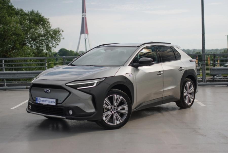 Pelēks Subaru Outback 2022 Rīga, ar dzinēja tilpumu 0.00 L un nobraukumu 36 tūkst. km par 28650 €, foto 1 vietnē AUTOMOTO.COM.LV