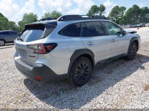 Grey Subaru Outback 2024 in Klaipeda, with an engine capacity of 0.00 L and mileage of 49 thousand km for 10500 €, photo 5 on AUTOMOTO.COM.LV