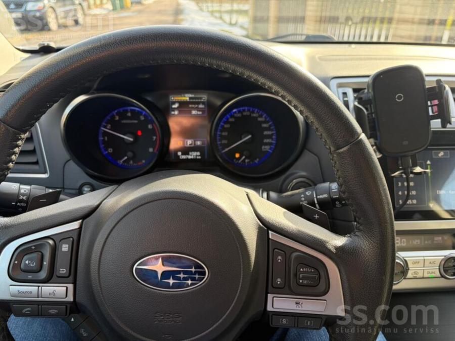 Pelēks Subaru Outback 2015 Rīga, ar dzinēja tilpumu 2.50 L un nobraukumu 98 tūkst. km par 15000 €, foto 6 vietnē AUTOMOTO.COM.LV