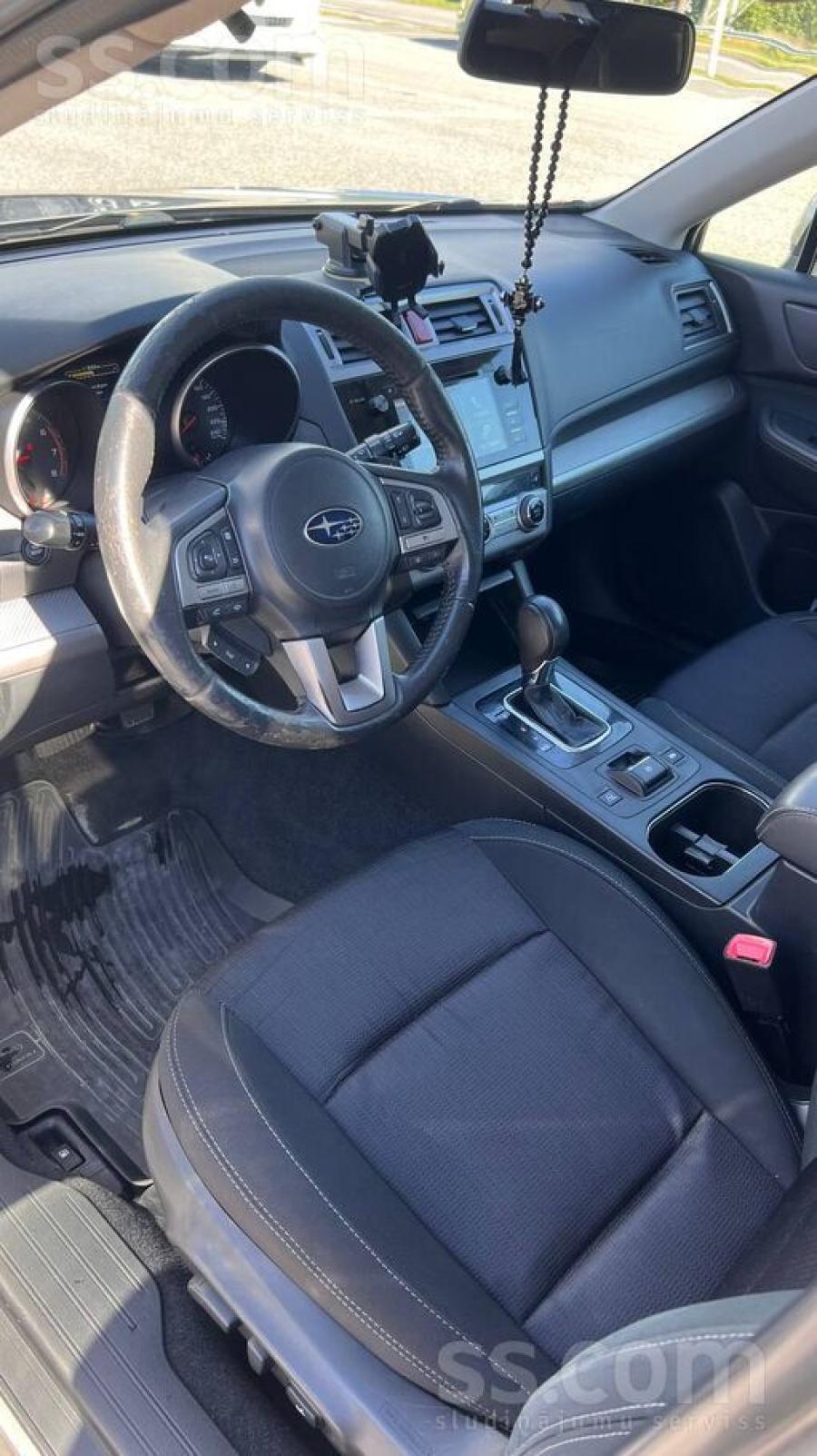 Grey Subaru Outback 2016 in Riga, with an engine capacity of 2.50 L and mileage of 306 thousand km for 10600 €, photo 7 on AUTOMOTO.COM.LV