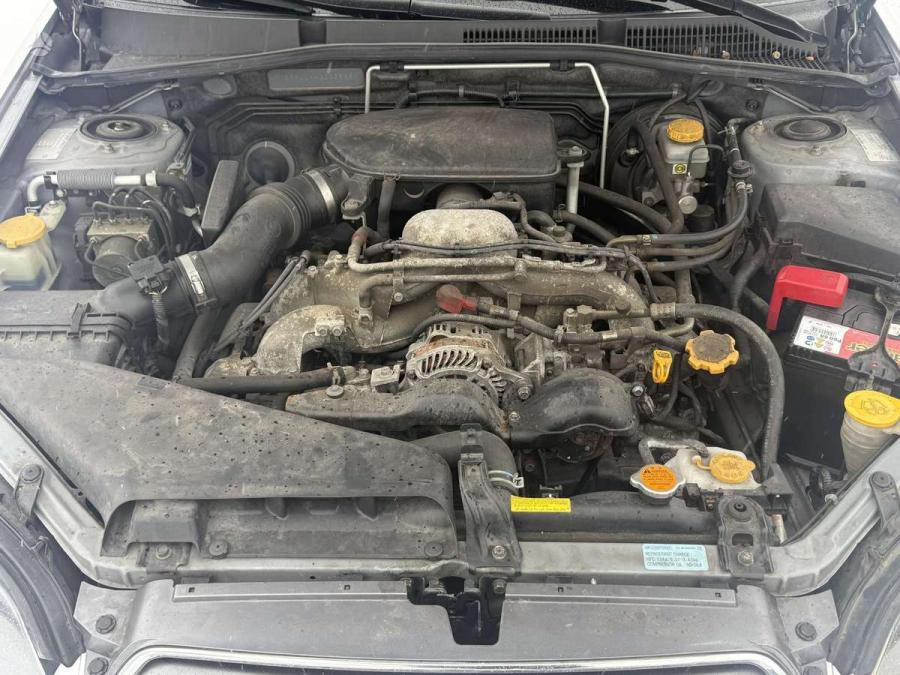 Pelēks Subaru Outback 2003 Utena, ar dzinēja tilpumu 2.46 L un nobraukumu 77 tūkst. km par 5400 €, foto 7 vietnē AUTOMOTO.COM.LV
