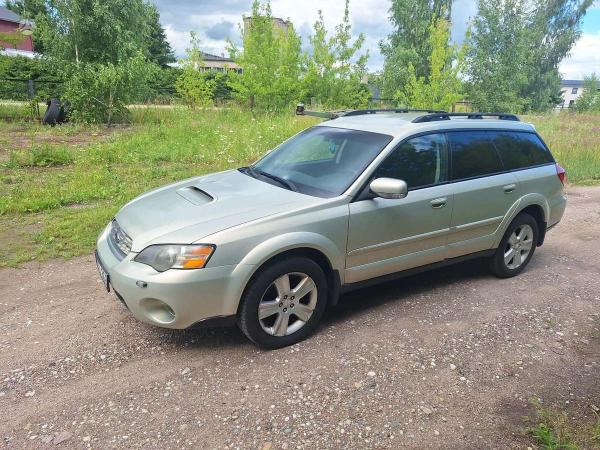 Pelēks Subaru Outback 2004 Šilutė, ar dzinēja tilpumu 2.50 L un nobraukumu 300 tūkst. km par 1295 €, foto 6 vietnē AUTOMOTO.COM.LV