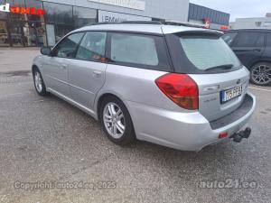 Pelēks Subaru Outback 2005 Tallina, ar dzinēja tilpumu 2.50 L un nobraukumu 85 tūkst. km par 2500 €, foto 3 vietnē AUTOMOTO.COM.LV