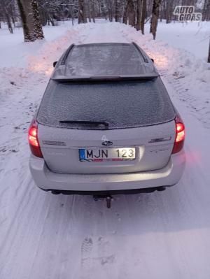 Grey Subaru Outback 2005 in Silale, with an engine capacity of 2.50 L and mileage of 350 thousand km for 1250 €, photo 2 on AUTOMOTO.COM.LV
