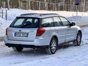 Grey Subaru Outback 2005 in Vilnius, with an engine capacity of 2.46 L and mileage of 372 thousand km for 3150 €, photo 8 on AUTOMOTO.COM.LV