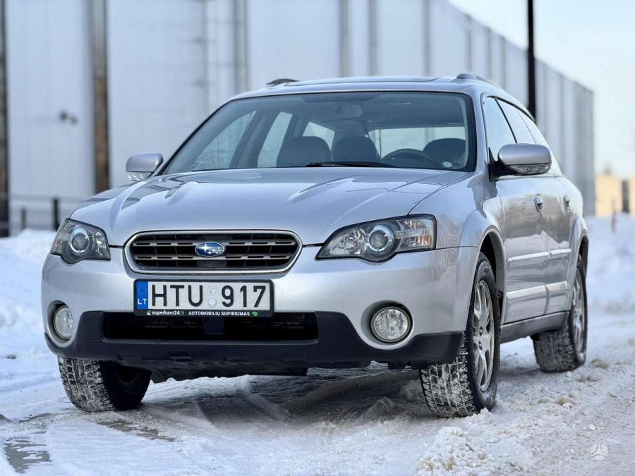 Grey Subaru Outback 2005 in Vilnius, with an engine capacity of 2.46 L and mileage of 372 thousand km for 3150 €, photo 9 on AUTOMOTO.COM.LV