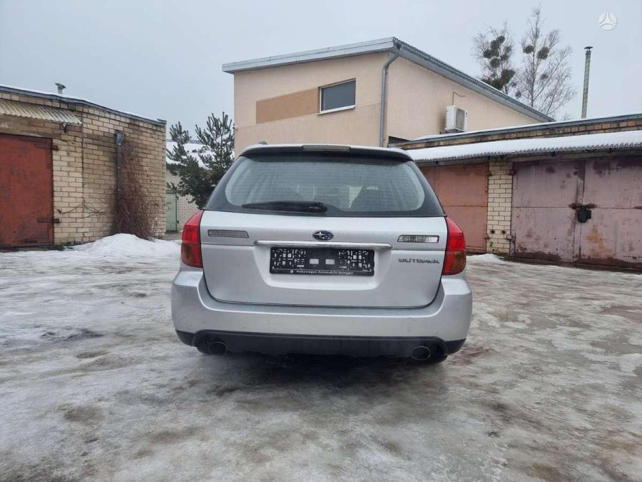 Pelēks Subaru Outback 2005 Alīta, ar dzinēja tilpumu 2.50 L un nobraukumu 246 tūkst. km par 2699 €, foto 8 vietnē AUTOMOTO.COM.LV