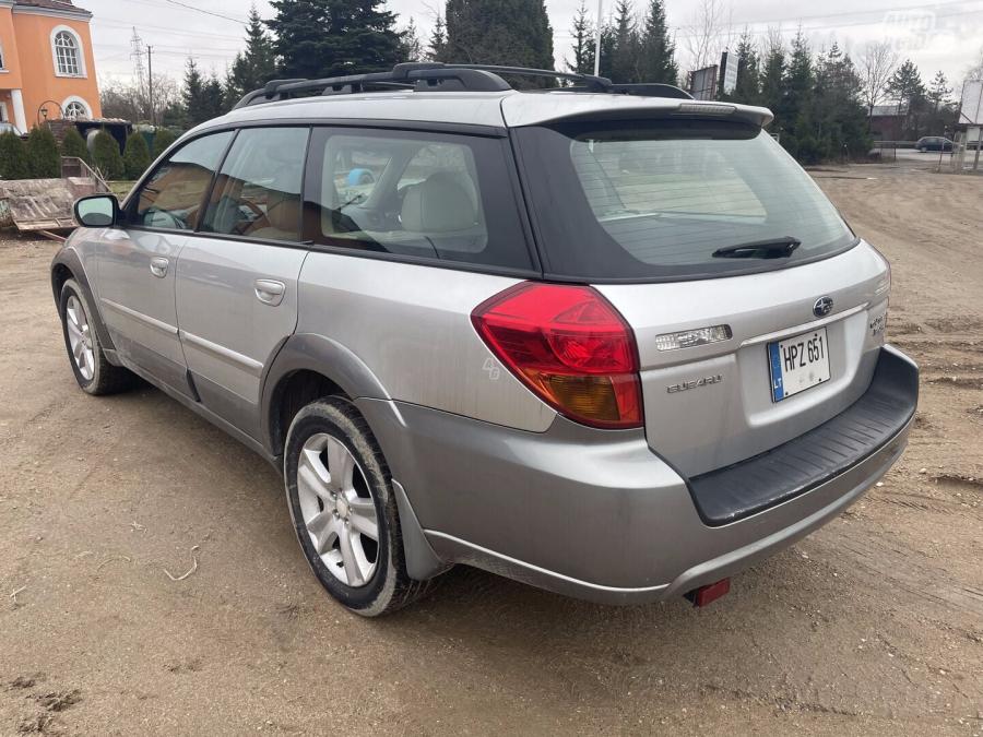 Grey Subaru Outback 2005 in Kaunas, with an engine capacity of 3.00 L and mileage of 233 thousand km for 2500 €, photo 5 on AUTOMOTO.COM.LV