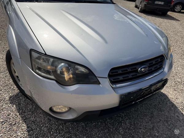 Grey Subaru Outback 2005 in Utena, with an engine capacity of 2.46 L and mileage of 245 thousand km for 4000 €, photo 6 on AUTOMOTO.COM.LV