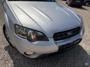 Grey Subaru Outback 2005 in Utena, with an engine capacity of 2.46 L and mileage of 245 thousand km for 4000 €, photo 7 on AUTOMOTO.COM.LV