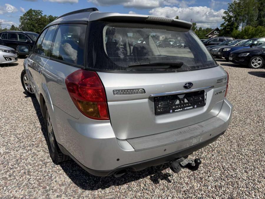 Grey Subaru Outback 2005 in Utena, with an engine capacity of 2.46 L and mileage of 245 thousand km for 4000 €, photo 10 on AUTOMOTO.COM.LV