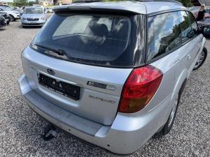 Grey Subaru Outback 2005 in Utena, with an engine capacity of 2.46 L and mileage of 245 thousand km for 4000 €, photo 13 on AUTOMOTO.COM.LV