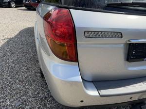 Grey Subaru Outback 2005 in Utena, with an engine capacity of 2.46 L and mileage of 245 thousand km for 4000 €, photo 14 on AUTOMOTO.COM.LV