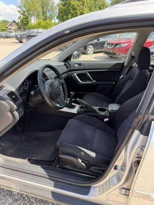 Grey Subaru Outback 2005 in Utena, with an engine capacity of 2.46 L and mileage of 245 thousand km for 4000 €, photo 24 on AUTOMOTO.COM.LV