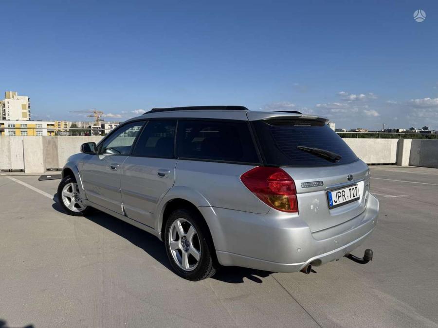 Grey Subaru Outback 2005 in Vilnius, with an engine capacity of 2.50 L and mileage of 240 thousand km for 1850 €, photo 12 on AUTOMOTO.COM.LV