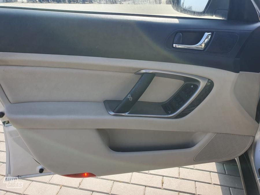 Grey Subaru Outback 2005 in Marijampole, with an engine capacity of 3.00 L and mileage of 282 thousand km for 2450 €, photo 14 on AUTOMOTO.COM.LV