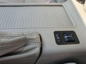 Grey Subaru Outback 2005 in Marijampole, with an engine capacity of 3.00 L and mileage of 282 thousand km for 2450 €, photo 17 on AUTOMOTO.COM.LV