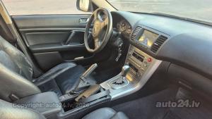 Grey Subaru Outback 2005 in Tallinn, with an engine capacity of 2.50 L and mileage of 335 thousand km for 1850 €, photo 8 on AUTOMOTO.COM.LV